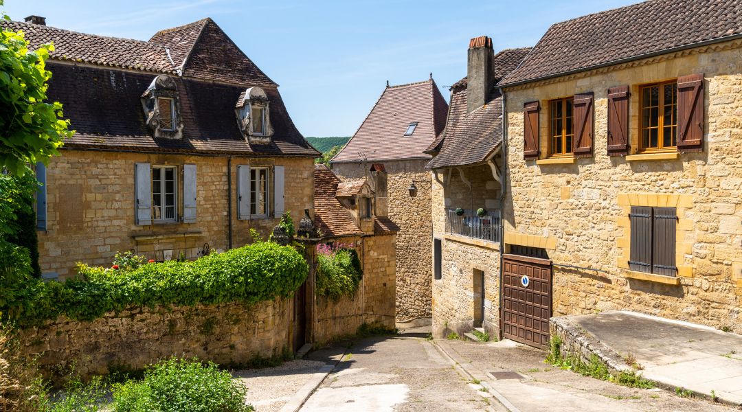 French Lakes & Property For Sale | Find Your Dream Property in France
